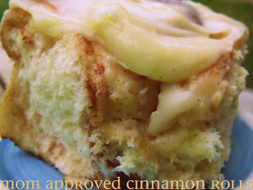 Mom Approved Cinnamon Rolls | Licious: A Food Blog
